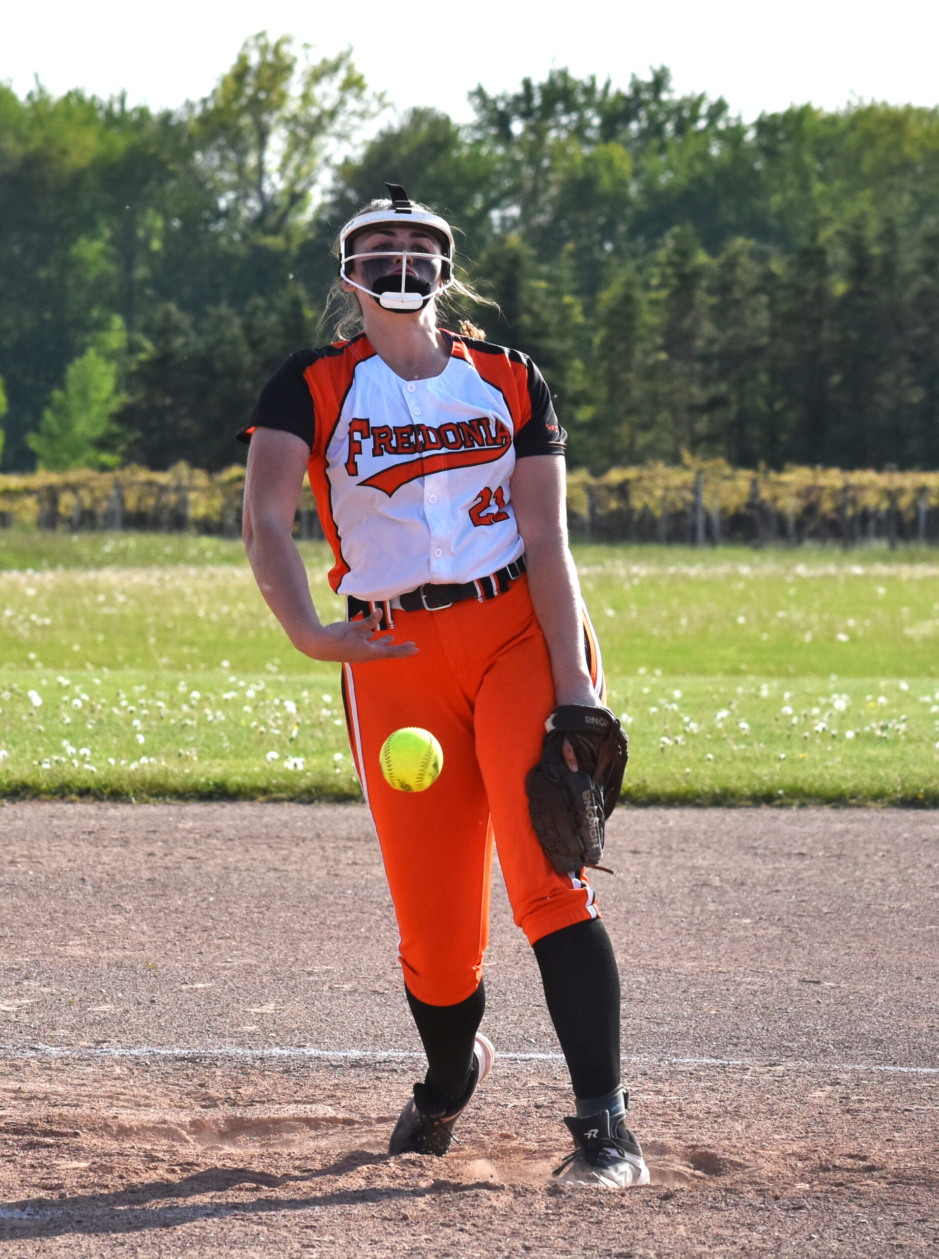 Standing tall | News, Sports, Jobs - Observer Today